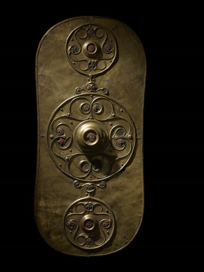 Unique Iron Age shield found by Leicester archaeologists – ULAS News